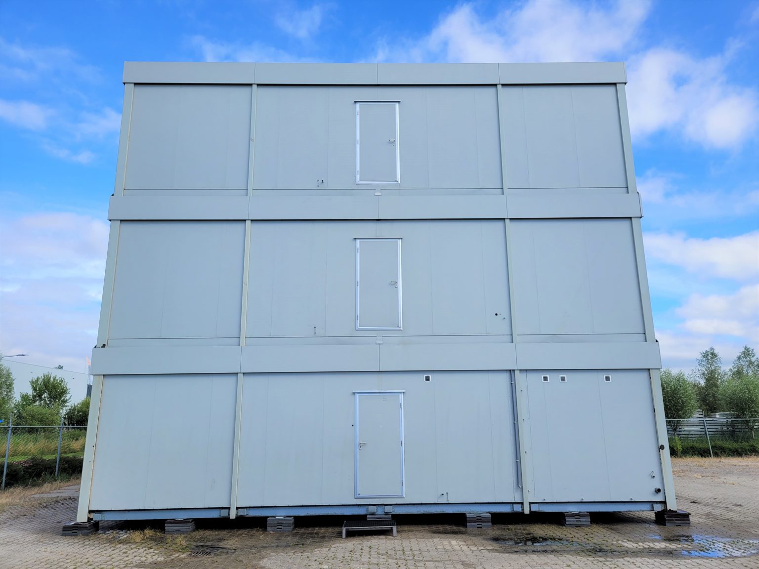 15 units (3 laags) - 'Portakabin' - Unit Bouw Projecten